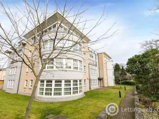 Property to rent in Western Cross, Great Western Road, Aberdee.