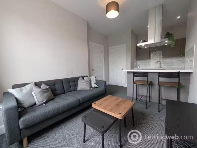 Property to rent in Wheatfield Place