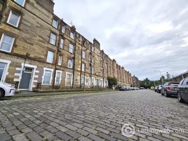 Property to rent in Wheatfield Place, Gorgie, Edinburgh, EH11.