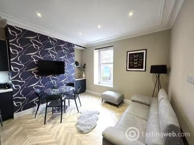 Property to rent in Whitehall Place, Rosemount, Aberdeen, AB25.