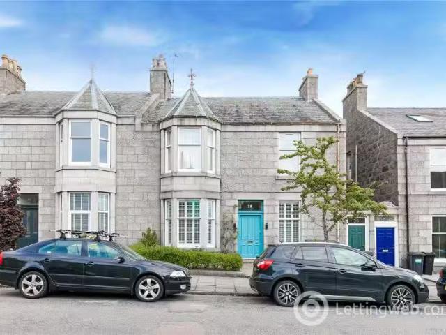 Property to rent in Whitehall Road, Aberdeen, AB25