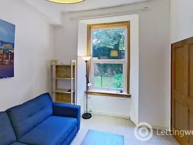 Property to rent in Yeaman Place, Edinburgh, EH11