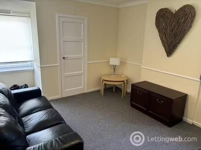 Property to rent in 14 Abbotswell Crescent, Aberdeen, AB12 5AR