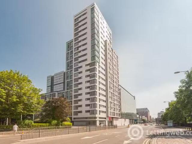 Property to rent in 16/6, Block 1, 490 Argyle Street, Glasgow.