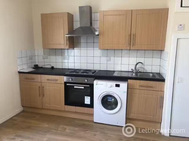 Property to rent in 168 Blackness Road, Dundee