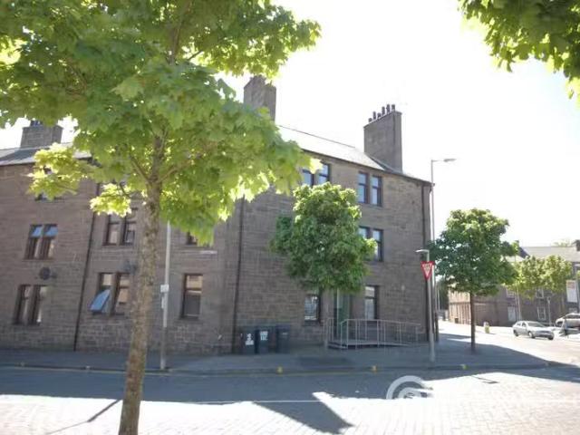 Property to rent in 16 MAITLAND STREET DUNDEE, DD4 6RR