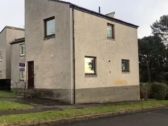 Property to rent in 16 DOCHART TERRACE DUNDEE DD2