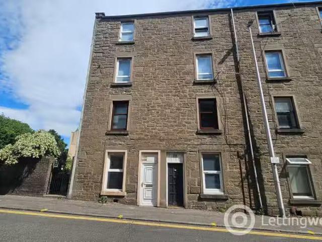 Property to rent in 175 Blackness Road, DD1 5PH