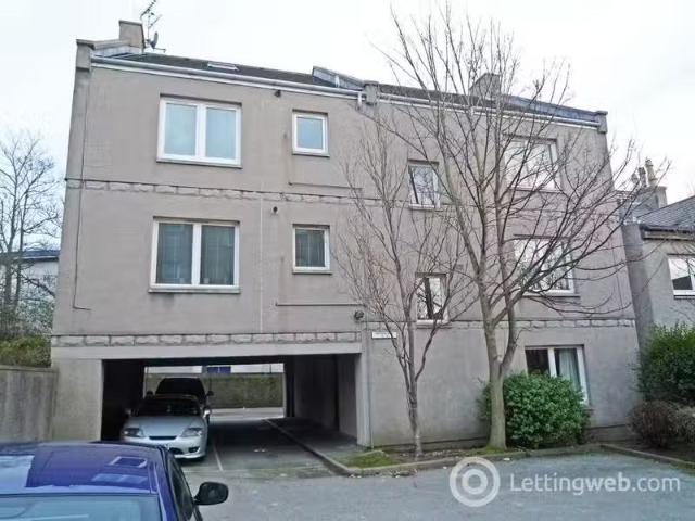 Property to rent in 18 Whitehall Mews, Whitehall Place, Aberde.