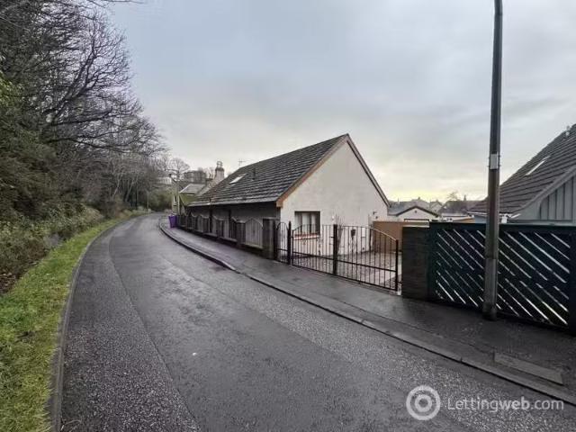 Property to rent in 10 Braefoot, Carnoustie, DD7 7BG