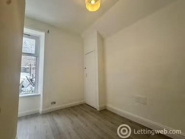 Property to rent in 113 Menzies Road, Aberdeen, AB11 9AL