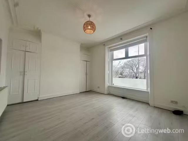Property to rent in 113 Menzies Road, Aberdeen, AB11 9AL