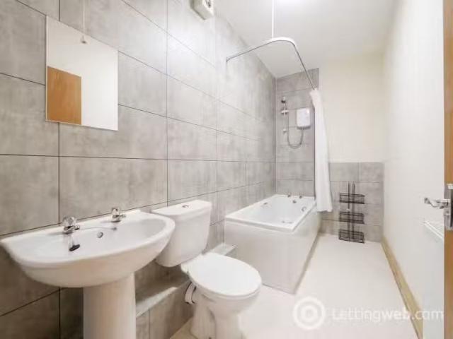 Property to rent in 11 Reform Street, Dundee City Centre near.