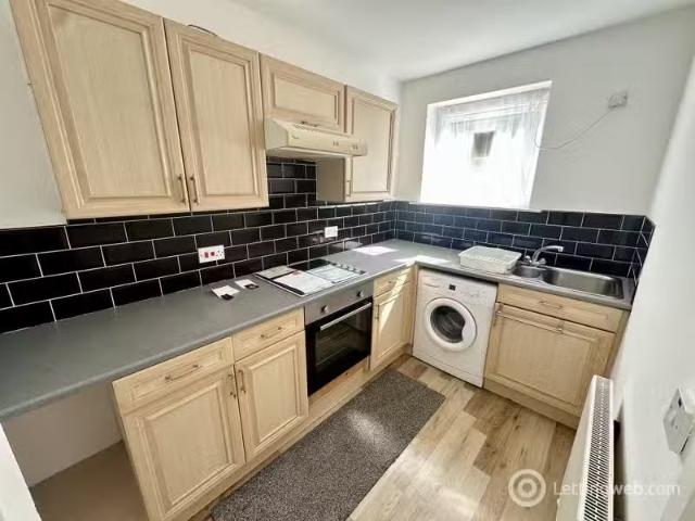 Property to rent in 123 Rosehill Drive, Aberdeen, AB24 4JT