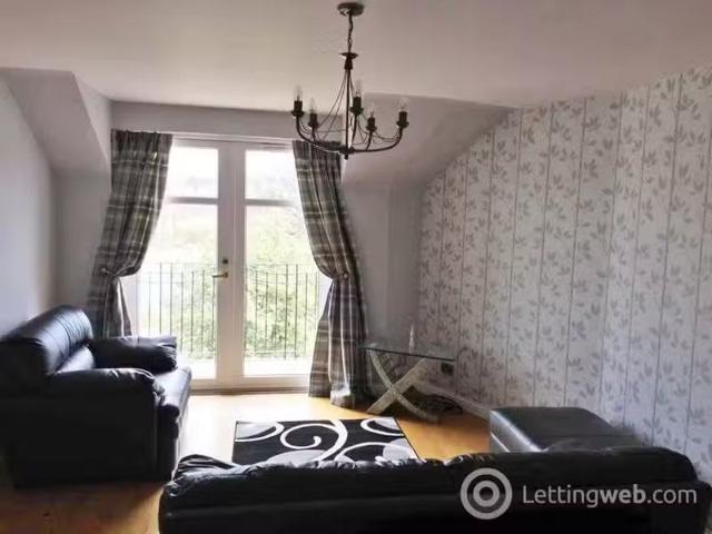 Property to rent in 12 Riverside Manor, Riverside Drive, AB10.