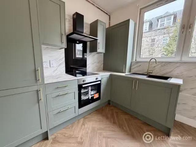 Property to rent in 13 Granton Place, Aberdeen, AB10 6QX