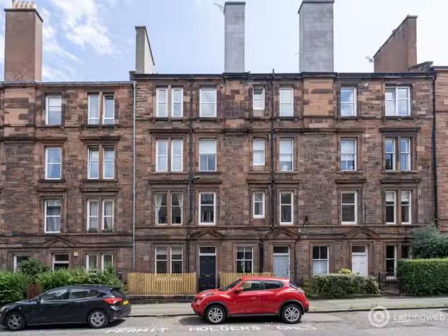 Property to rent in 13 Sloan Street