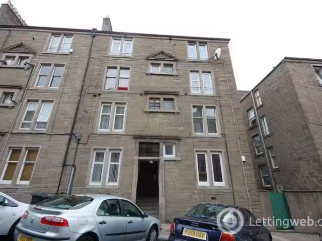 Property to rent in 1 Cunningham Street, Dundee, DD4