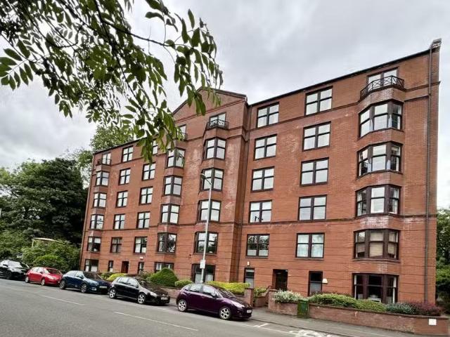 Property to rent in 249 Garrioch Road flat 4/1