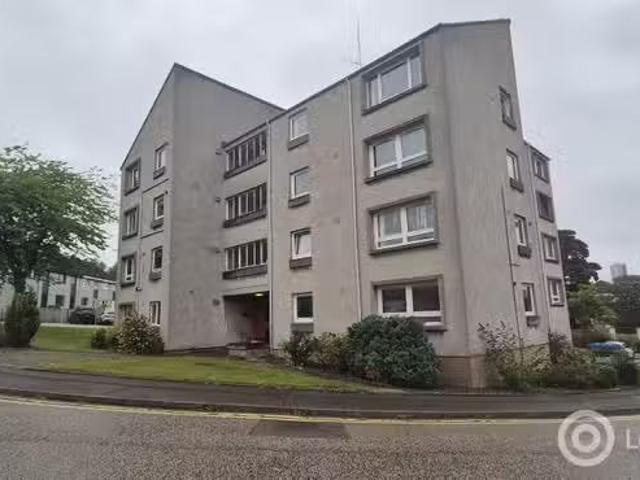 Property to rent in 28 Raeden Court Aberdeen