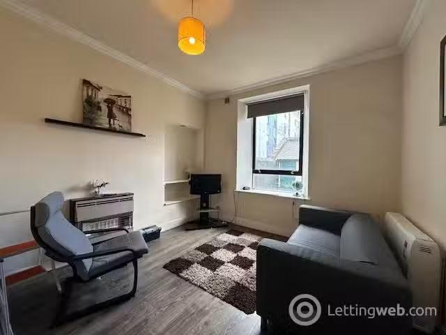 Property to rent in 207a George Street, Aberdeen