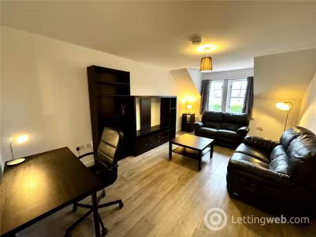 Property to rent in 217 F2 Gilmerton Road, Edinburgh, EH16