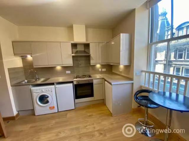 Property to rent in 21a Commercial Street, Dundee City Centre