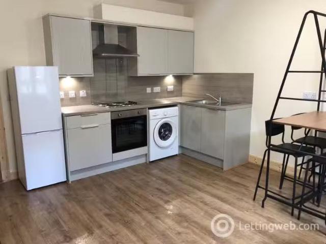 Property to rent in 22 Rosefield Street, Dundee, DD1 5PS