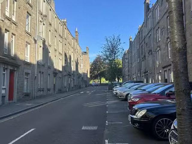 Property to rent in 37 Baldovan Terrace