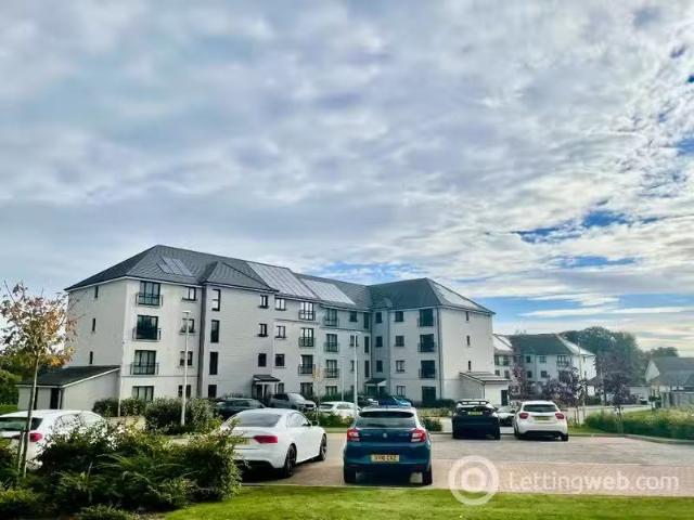 Property to rent in 38 Craibstone Place, Bucksburn, Aberdeen.