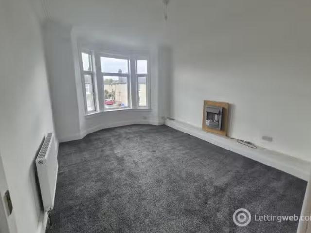 Property to rent in 32 South Marshall Street, Grangemouth, FK3.