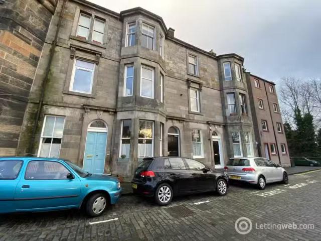 Property to rent in 3 Largo Place