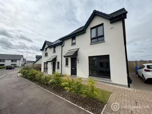 Property to rent in 3 Strathgray Wynd, Dundee, DD2 5BT