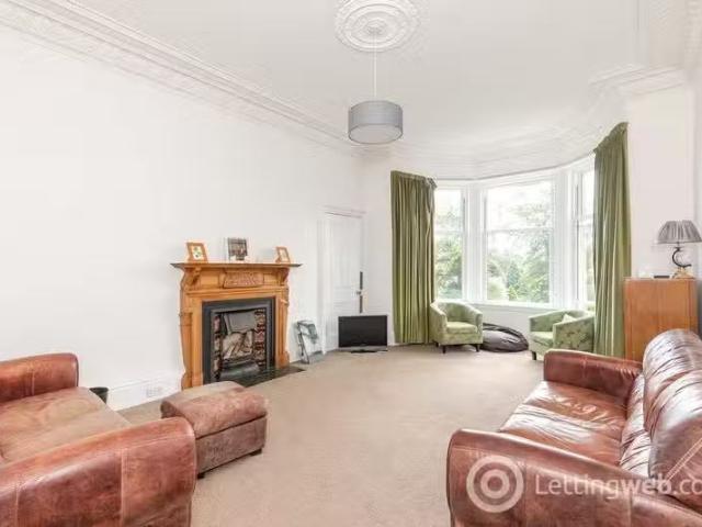 Property to rent in 3f1 Thirlestane Road, Edinburgh, EH9