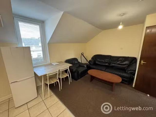 Property to rent in 3/R, 46 Reform Street, Dundee, DD1 1RT