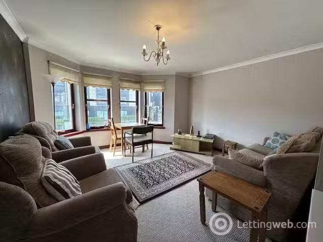 Property to rent in 451D Holburn Street