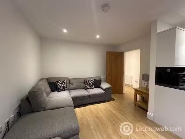 Property to rent in 468 Union Street Flat 4