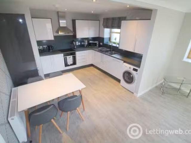 Property to rent in 48 Cattofield Square