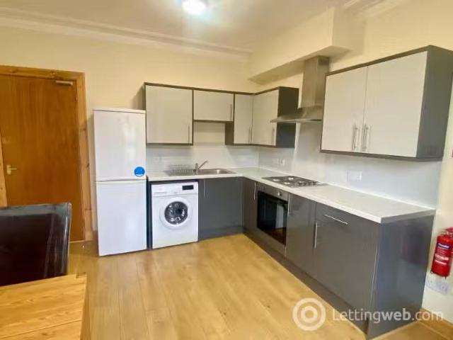 Property to rent in 41 Rosefield Street, Dundee off Blackness.