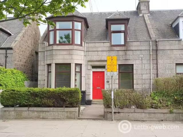 Property to rent in 426 King Street
