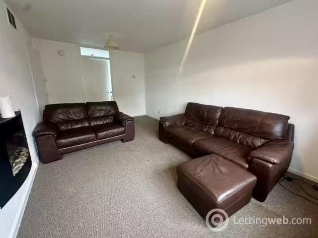 Property to rent in 54 Bonnyview Drive, Aberdeen, AB16 7FW