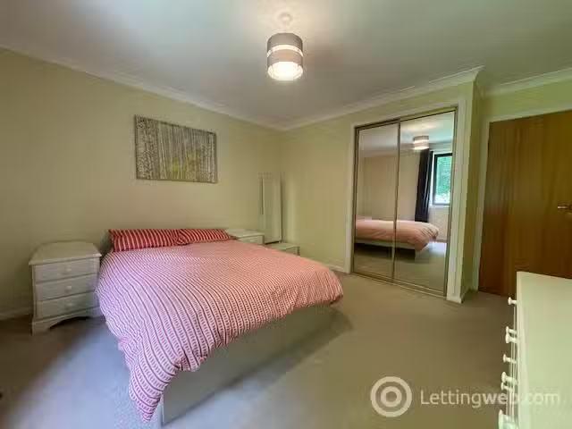 Property to rent in 56 Craigieburn Park