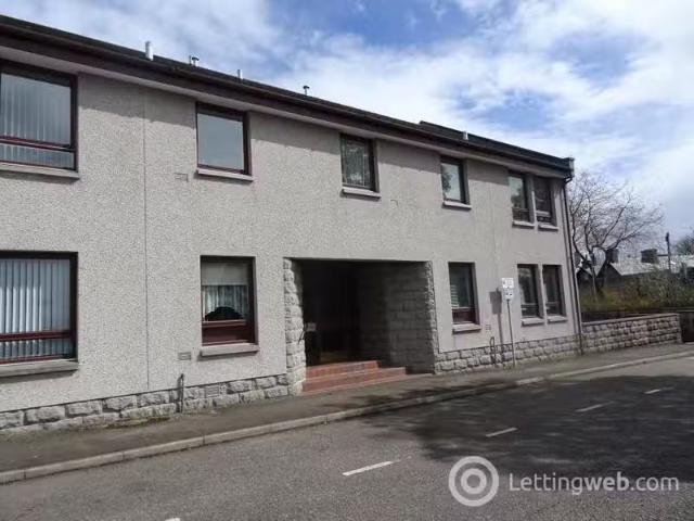 Property to rent in 5 Craigie Park Place, Aberdeen, AB25 2SF