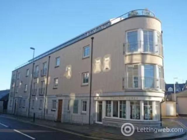 Property to rent in 7c Broomhill Road, Aberdeen, AB10 6JA