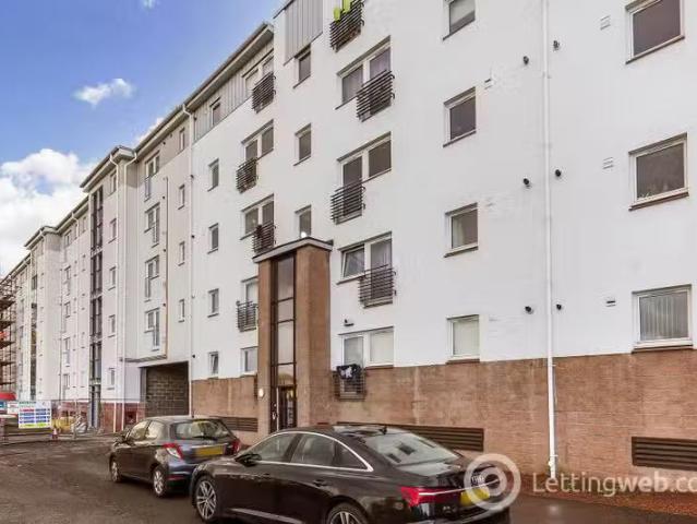 Property to rent in 81 3/1 Curle Street, Glasgow, G14 0RR