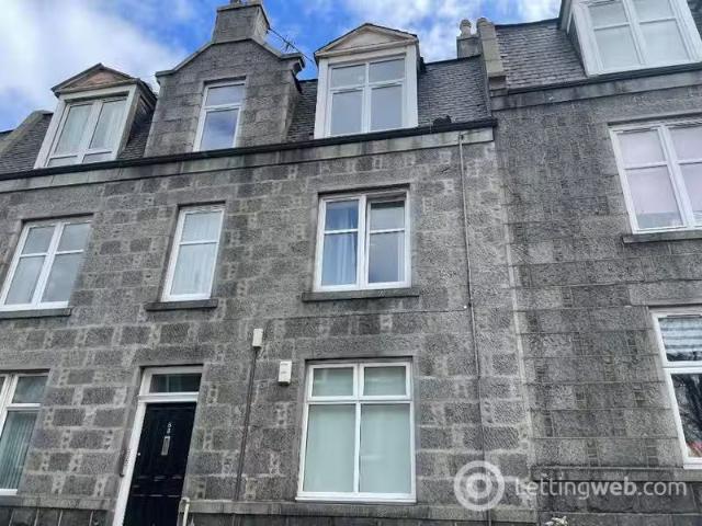 Property to rent in 83 Menzies Road, First Floor Right, Aberde.