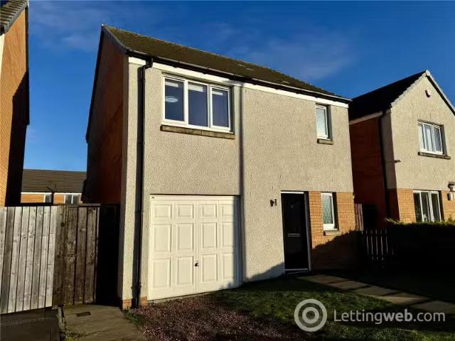 Property to rent in 8 Tobias Street, Edinburgh, EH16
