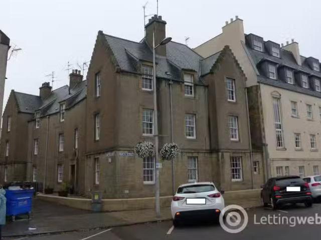Property to rent in 94 North Street, Flat 2, St Andrews, KY16.