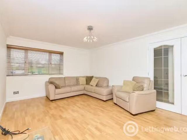 Property to rent in 98 Rowan Drive, Aberdeen, AB32