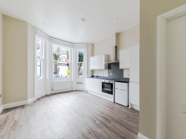 property to rent inglewood road, london, nw6 | flat through abacus estates